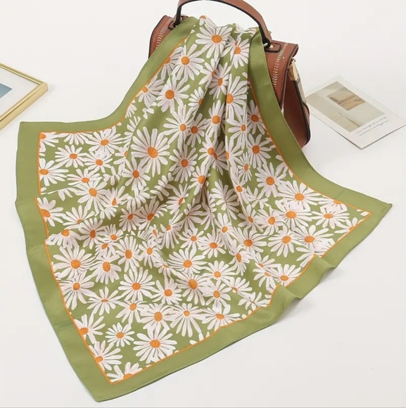 Boho Gypsy Sisters | Accessories | Daisy Green And White Scarf Boho ...